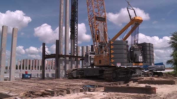 The Ultimate Guide to Choosing the Right Pile Driver for Your Projects