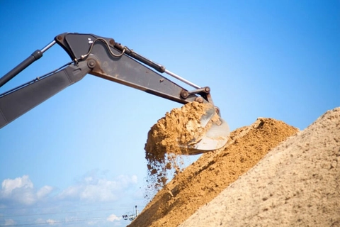 The Essential Guide on How to Operate Excavator Safely and Effectively
