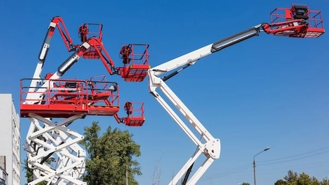 Aerial Work Platforms: Common Types of AWPs - Everstar