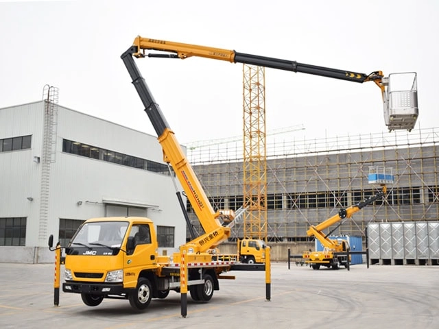 Bucket Trucks Achieve Flexible Working Posture - Everstar